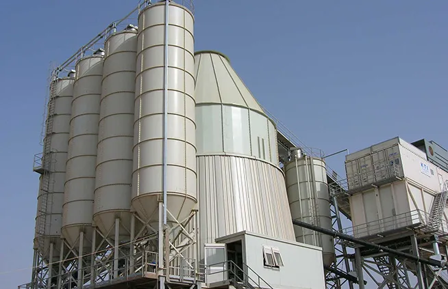 Silos verticali monolitici SM e SZ per cemento | Poggi